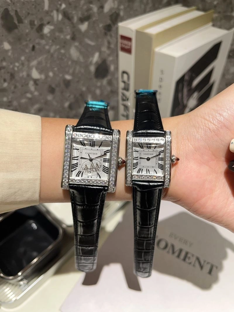 Accurate model CARTIER Watches
