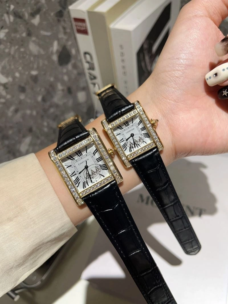 Accurate model CARTIER Watches