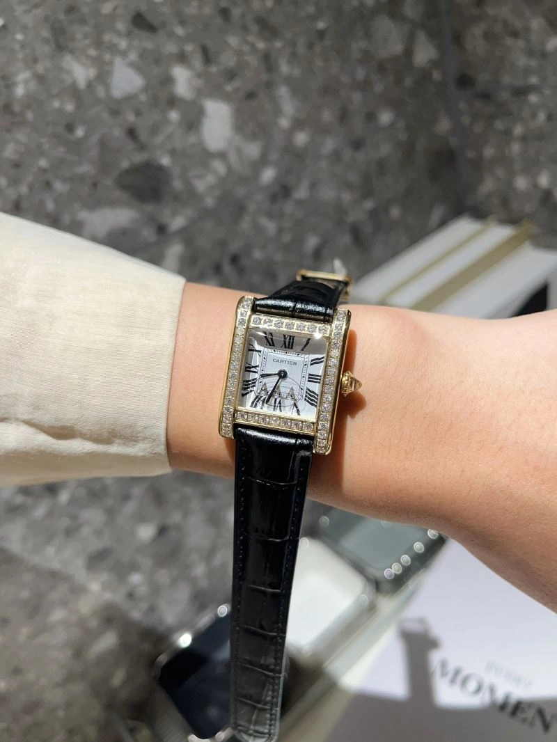 Accurate model CARTIER Watches