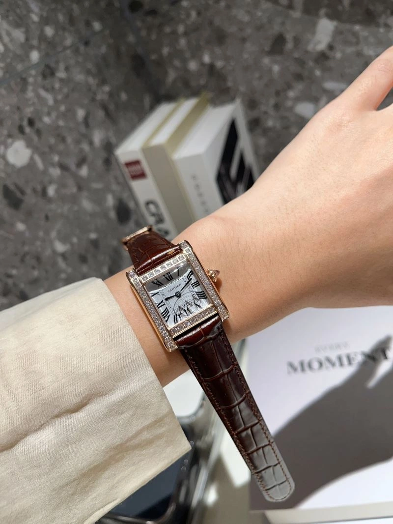 Accurate model CARTIER Watches
