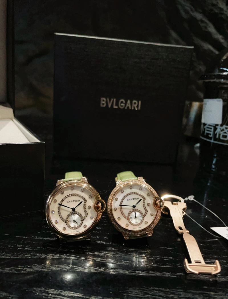 CARTIER Watches