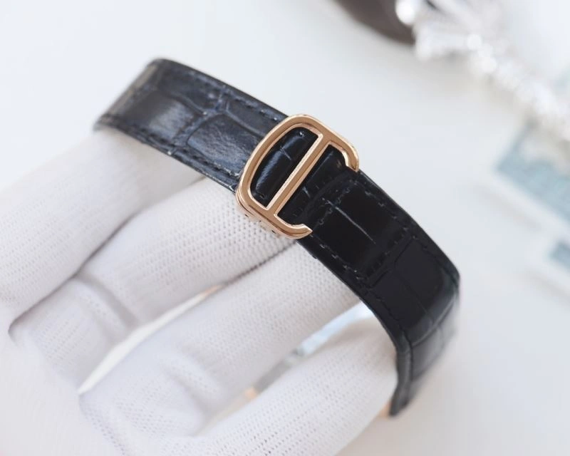 Accurate model CARTIER Watches