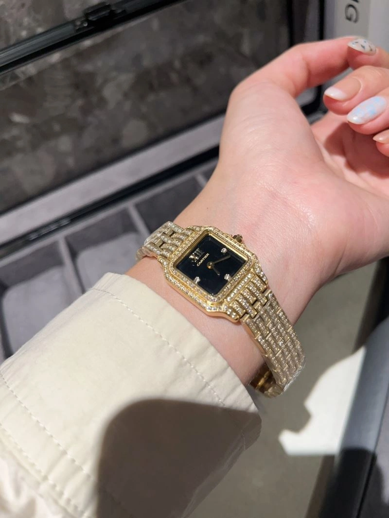 Cut-rate CARTIER Watches