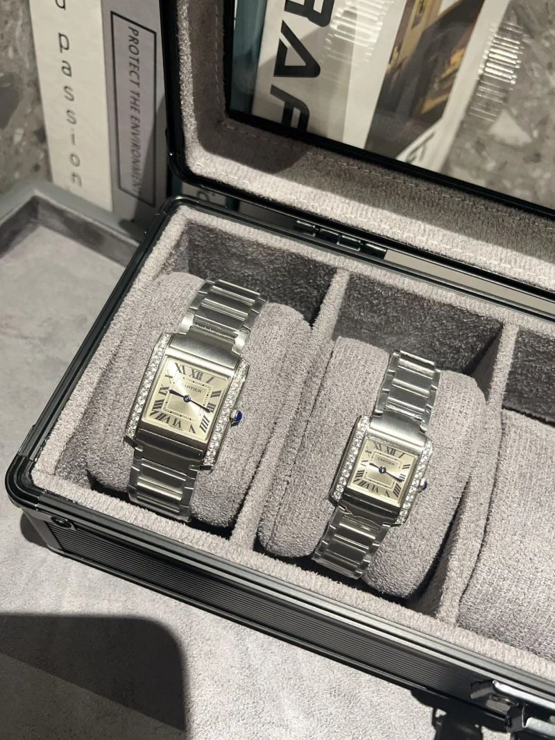 CARTIER Watches