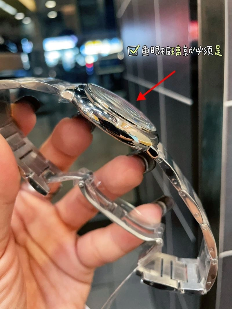 Accurate model CARTIER Watches