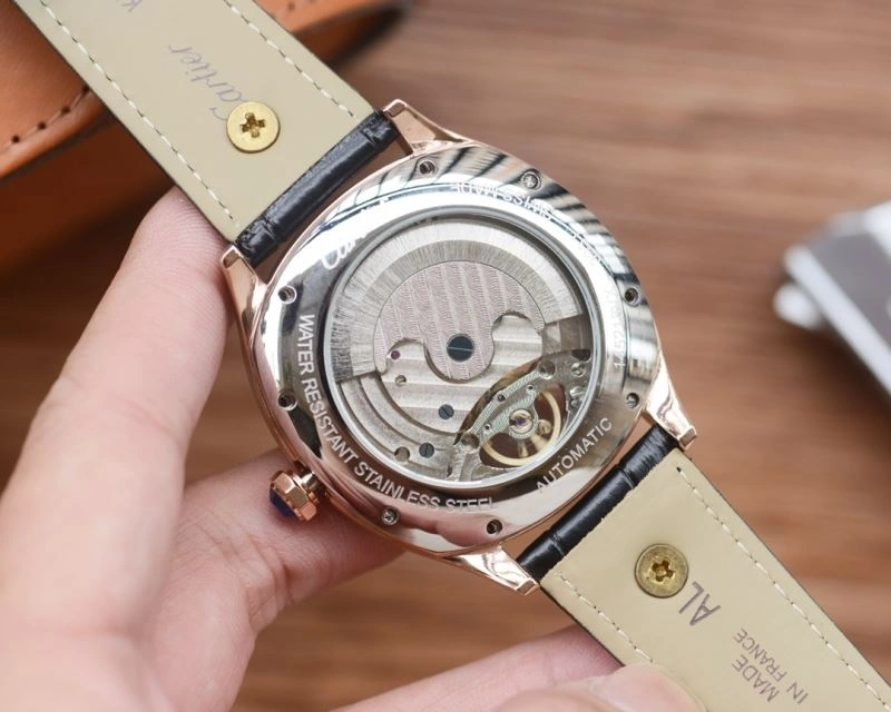 Inexpensive CARTIER Watches