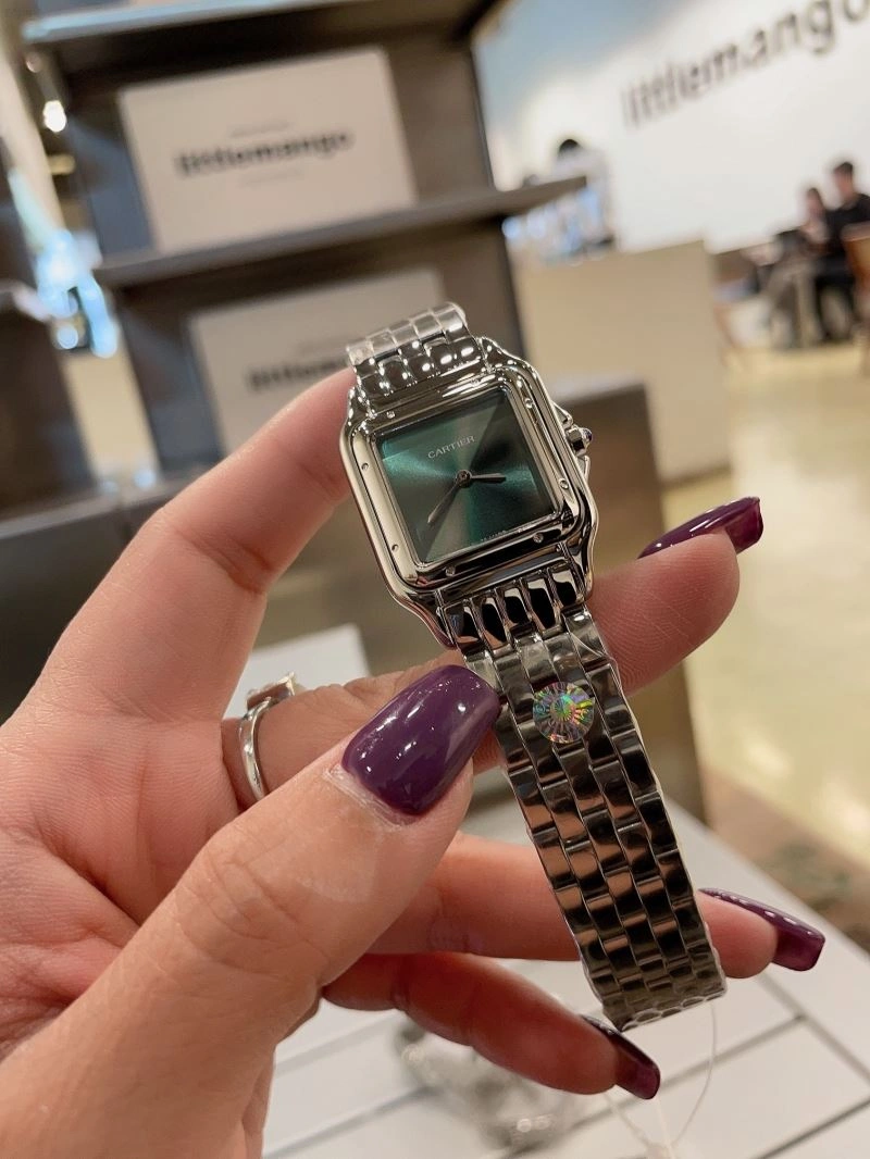 Accurate model CARTIER Watches