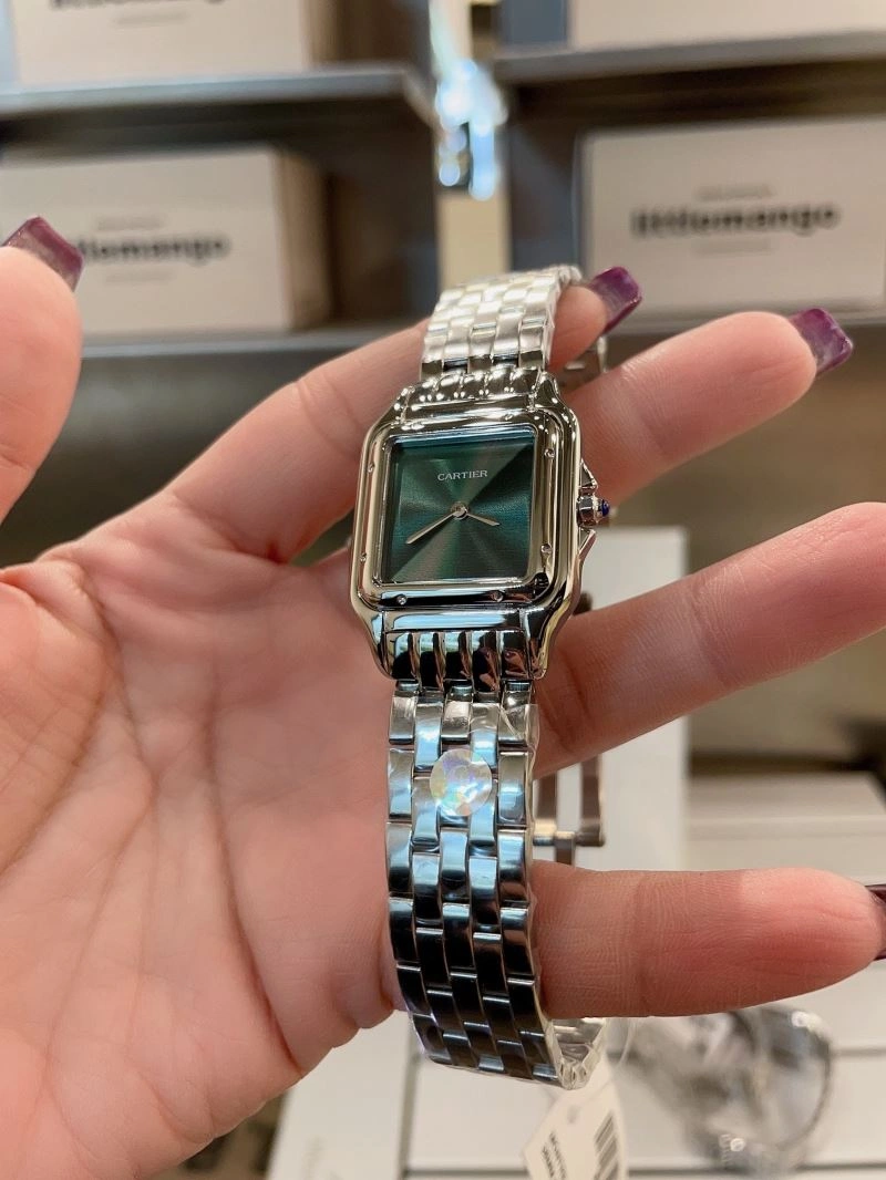 Accurate model CARTIER Watches