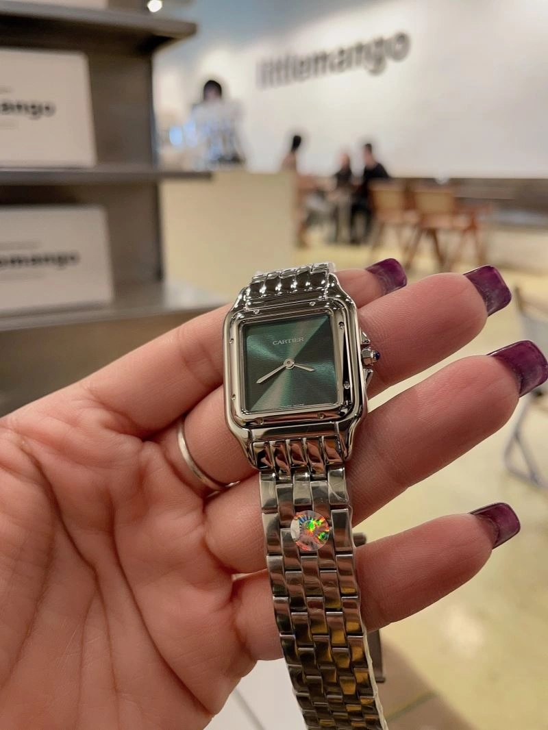 Accurate model CARTIER Watches