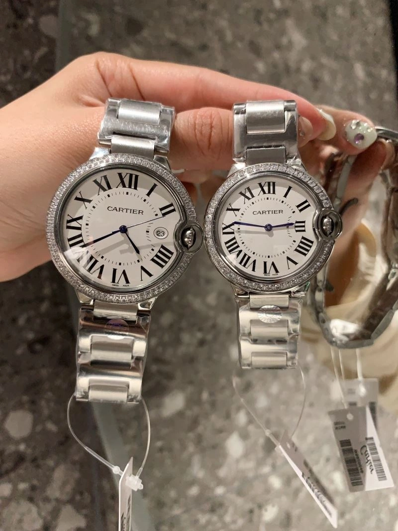 Accurate model CARTIER Watches
