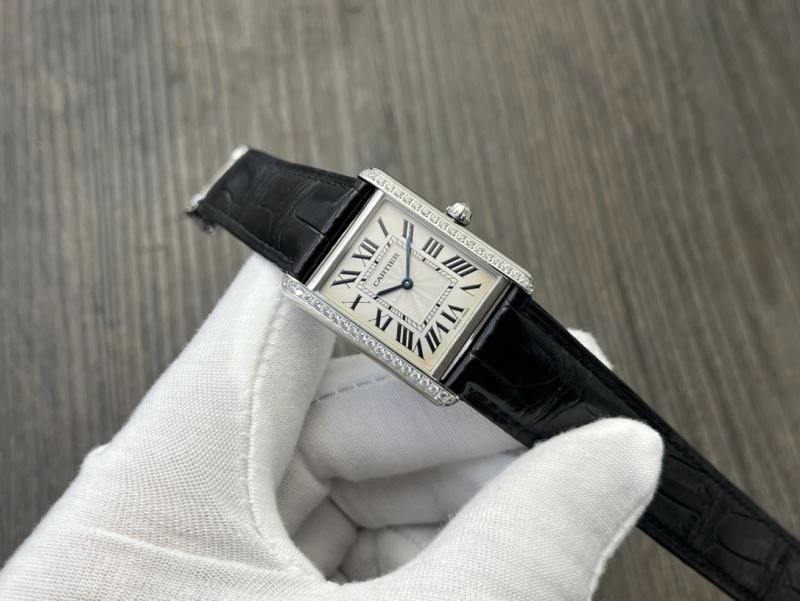 CARTIER Watches