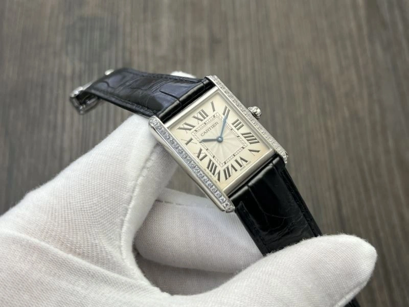 Accurate model CARTIER Watches