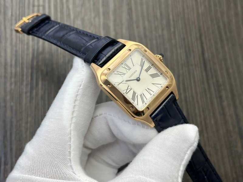 Cut-rate CARTIER Watches