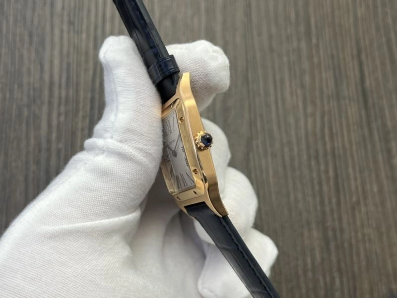 Cut-rate CARTIER Watches