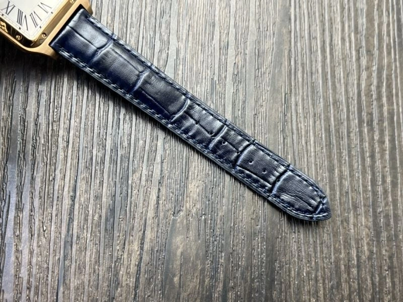 Cut-rate CARTIER Watches