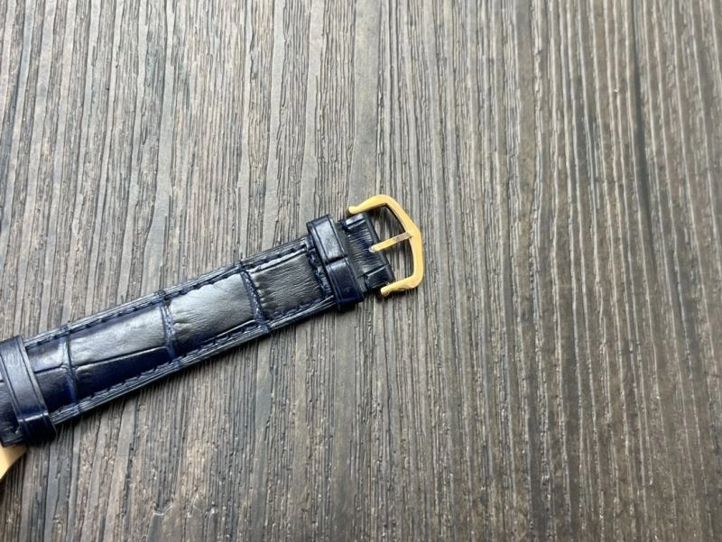 Cut-rate CARTIER Watches