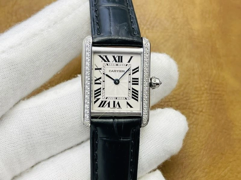 Cut-rate CARTIER Watches