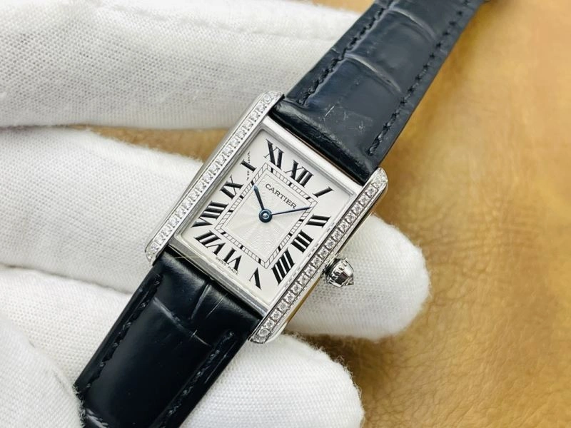Cut-rate CARTIER Watches