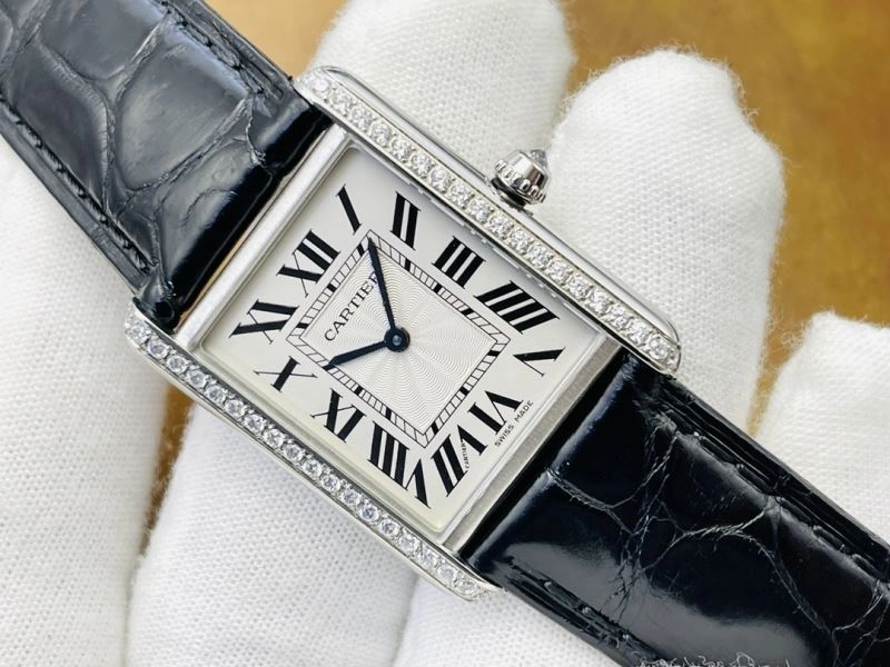 Cut-rate CARTIER Watches