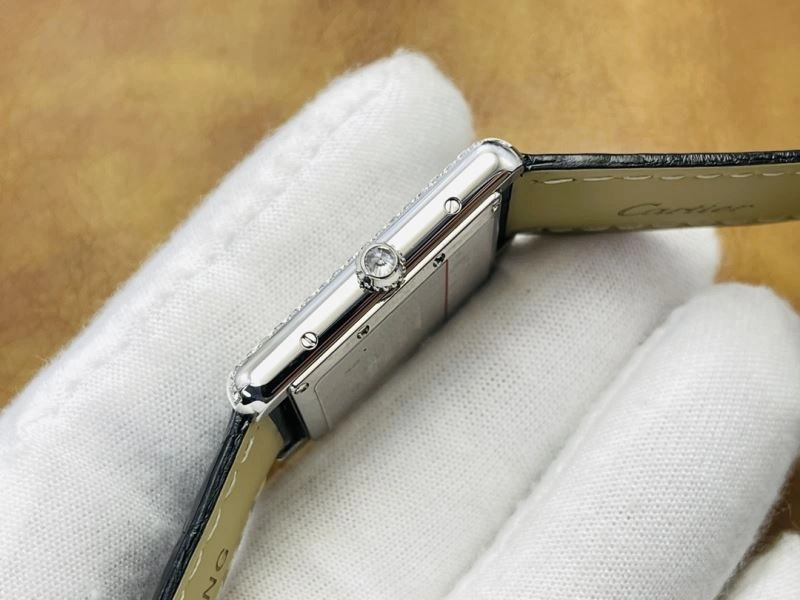 Cut-rate CARTIER Watches