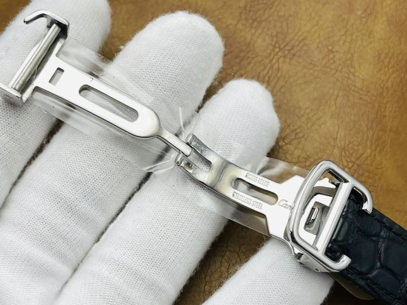 Cut-rate CARTIER Watches