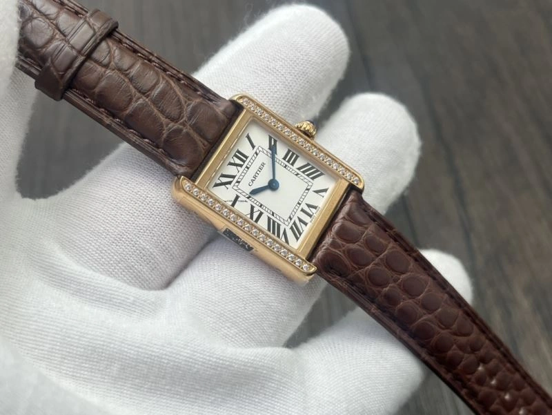 Inexpensive CARTIER Watches