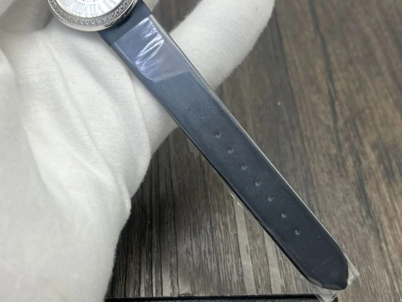 Low-cost CARTIER Watches