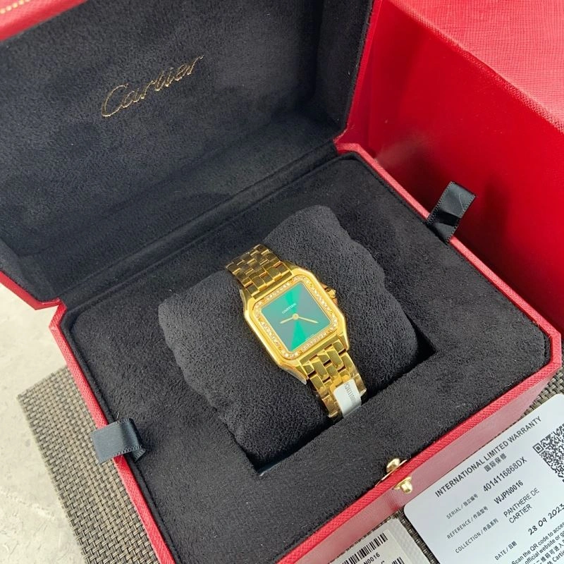 CARTIER Watches