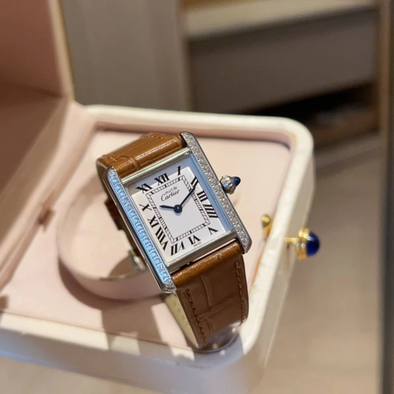 Low-cost CARTIER Watches