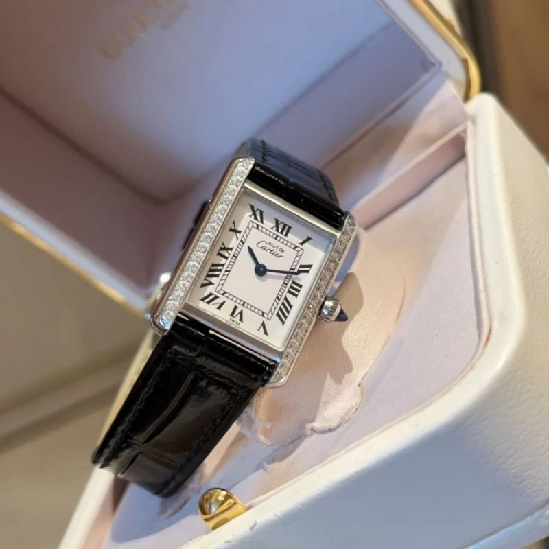 Low-cost CARTIER Watches