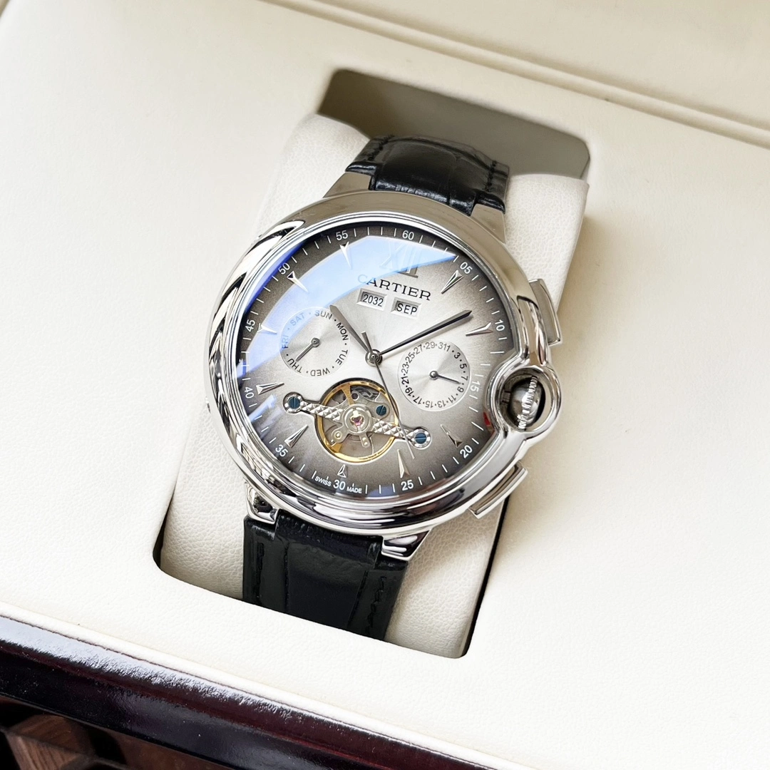 CARTIER Watches