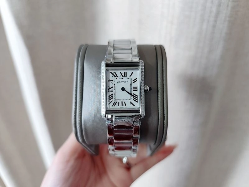 CARTIER Watches