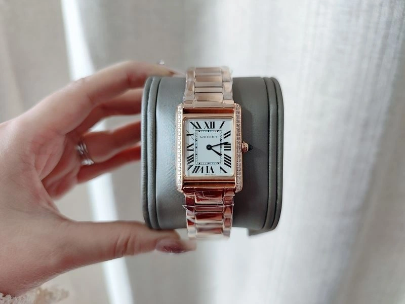 CARTIER Watches