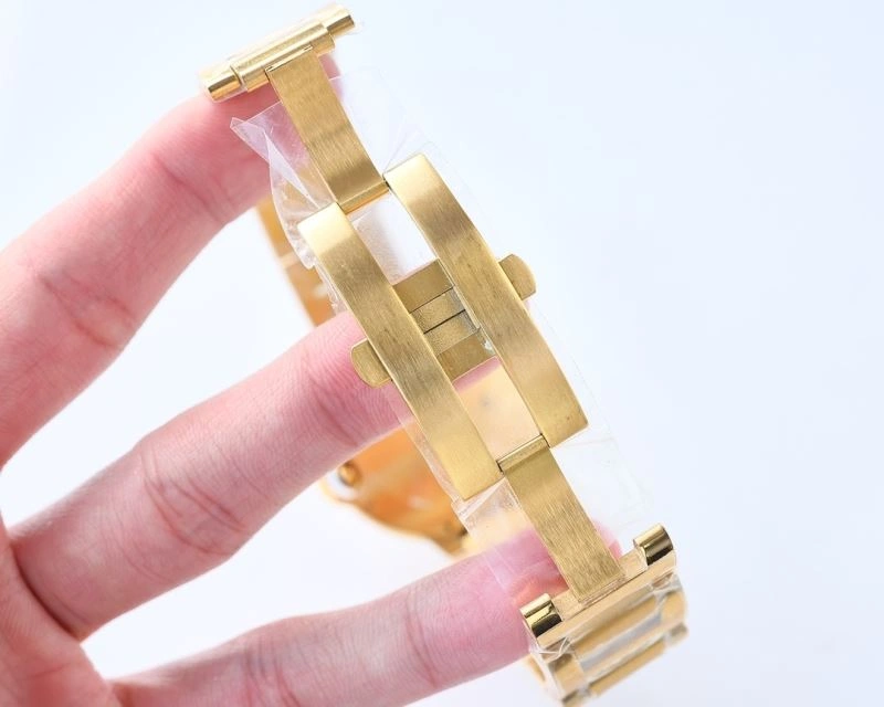 Indistinguishable CARTIER Watches