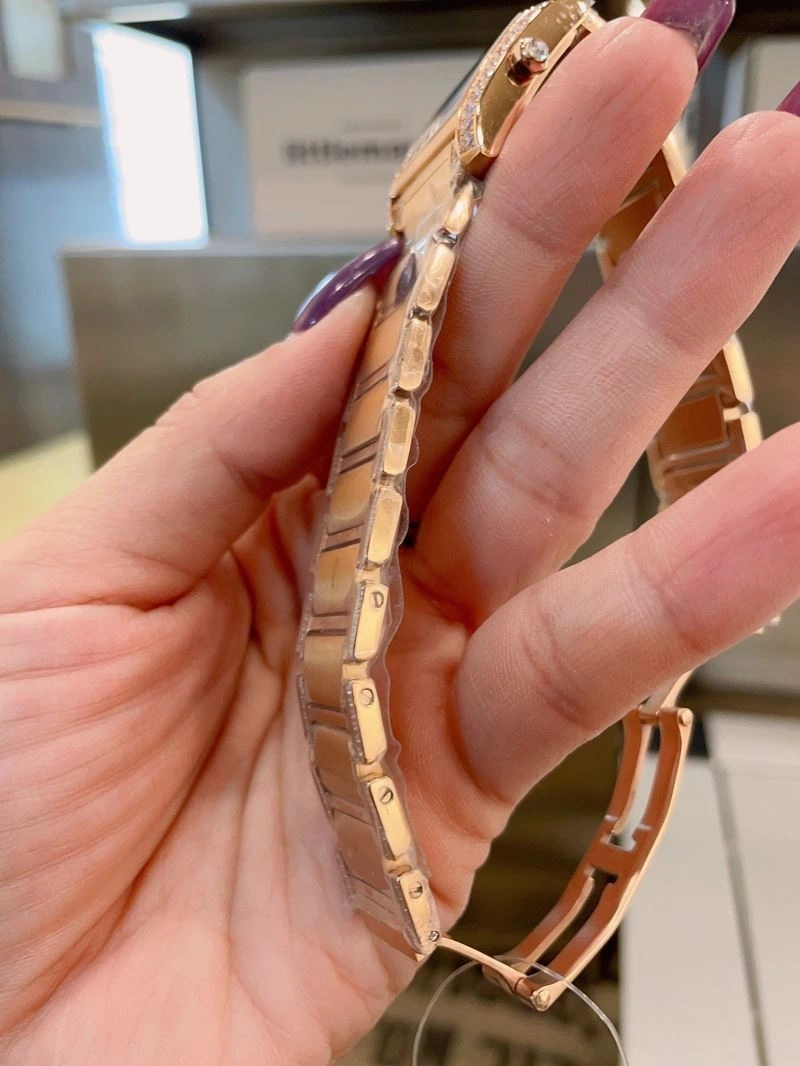 Brand-authenticated CARTIER Watches