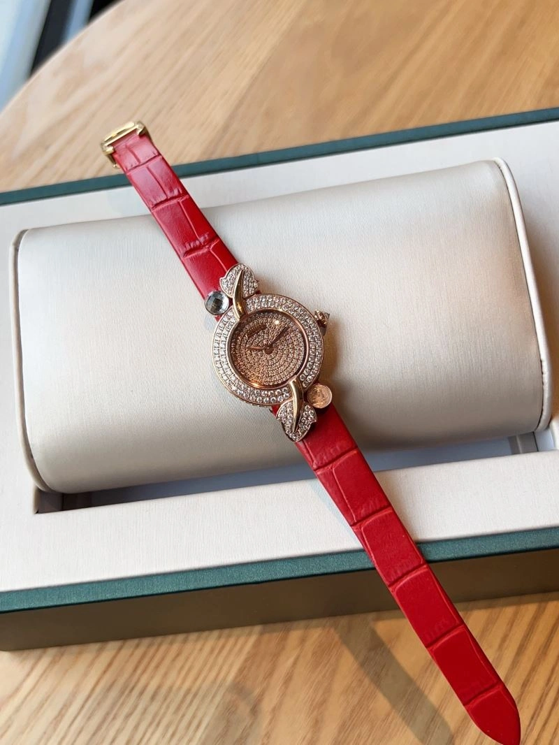Indistinguishable CARTIER Watches