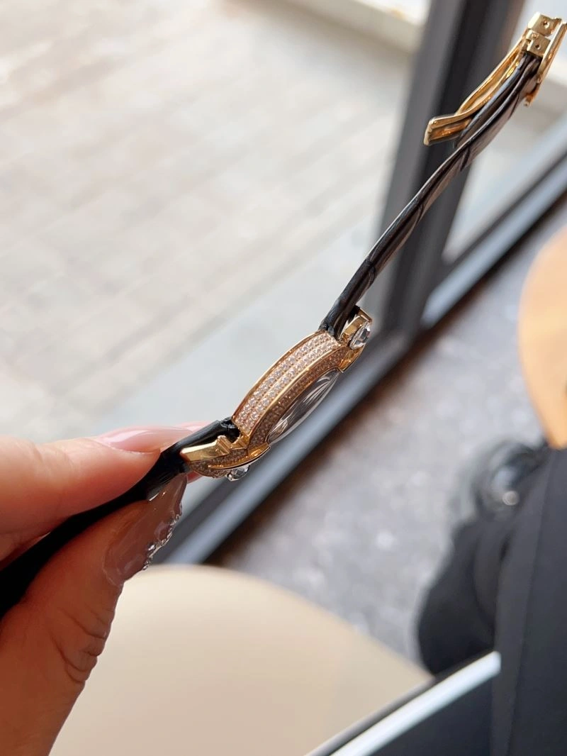 Official CARTIER Watches