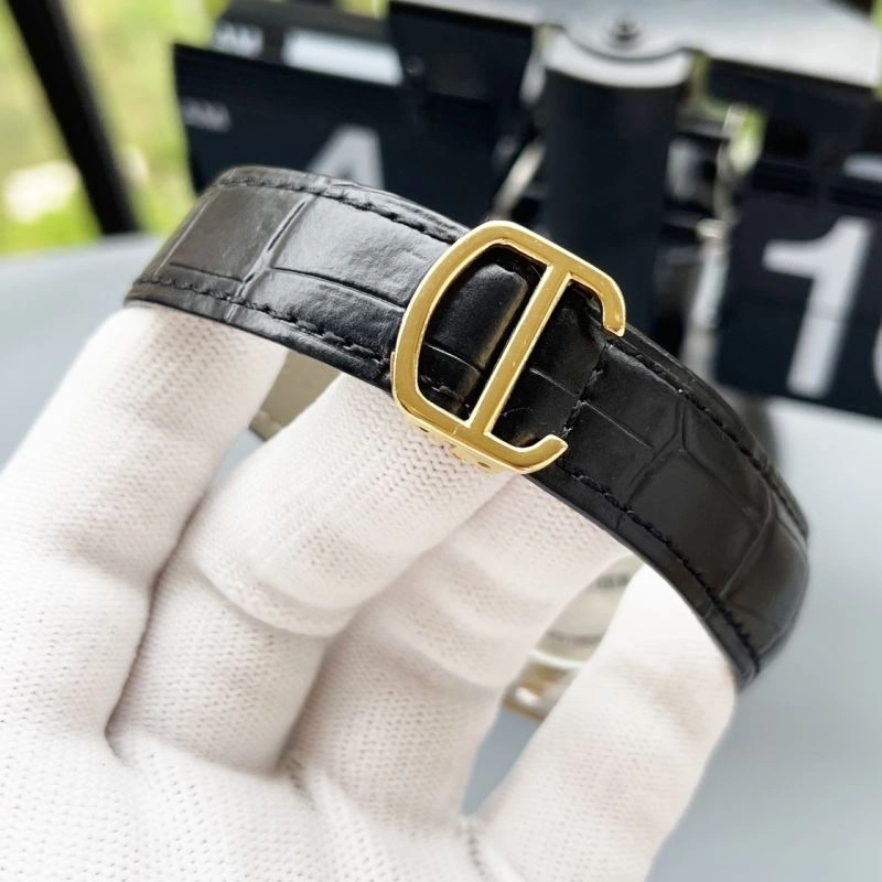 Cut-rate CARTIER Watches
