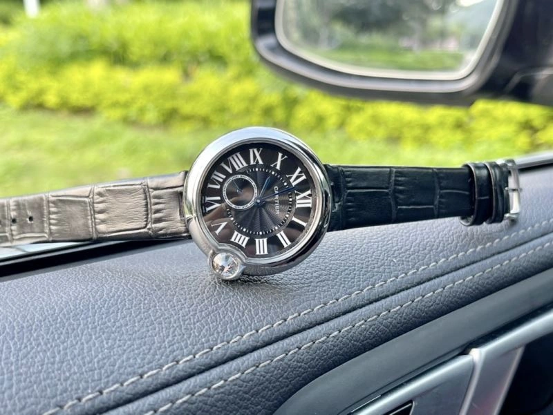 CARTIER Watches
