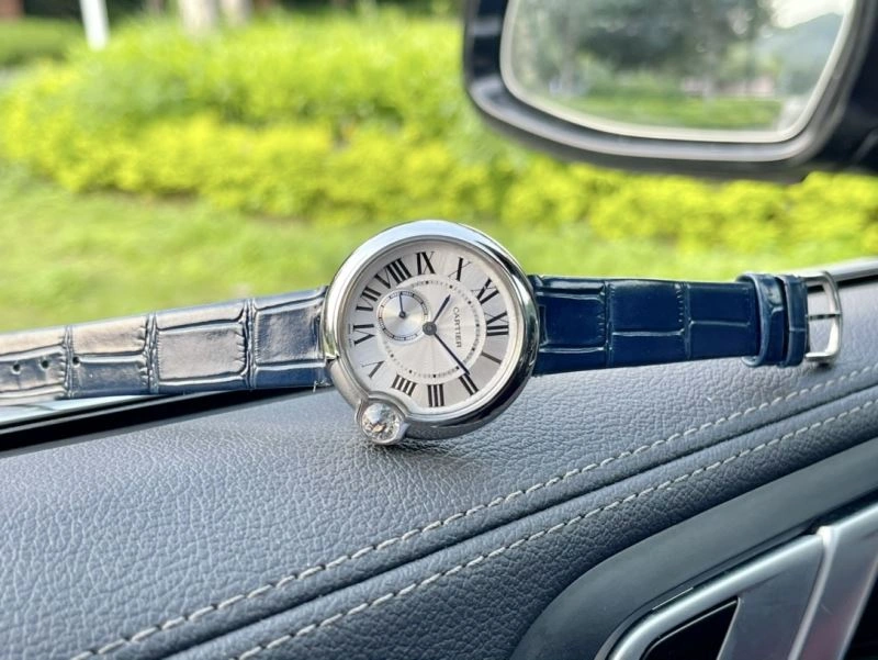 Cut-rate CARTIER Watches