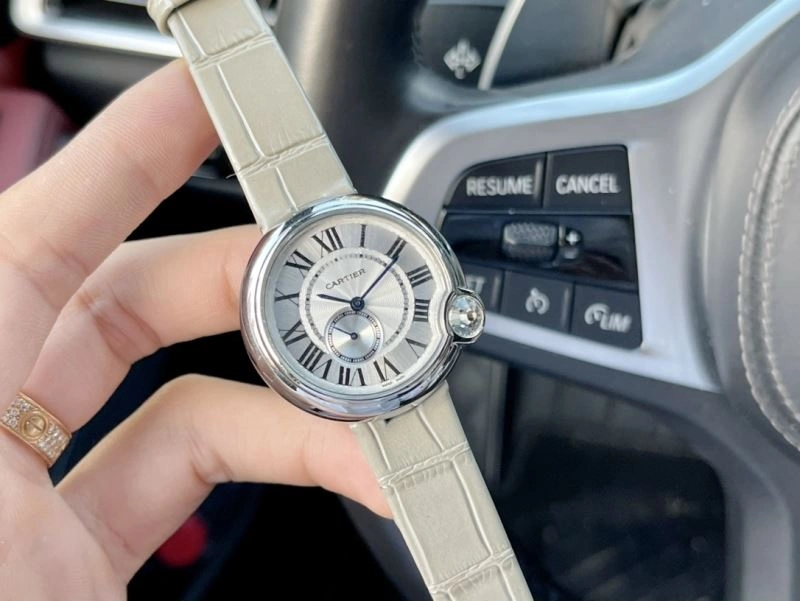 Cut-rate CARTIER Watches