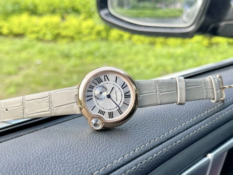 CARTIER Watches