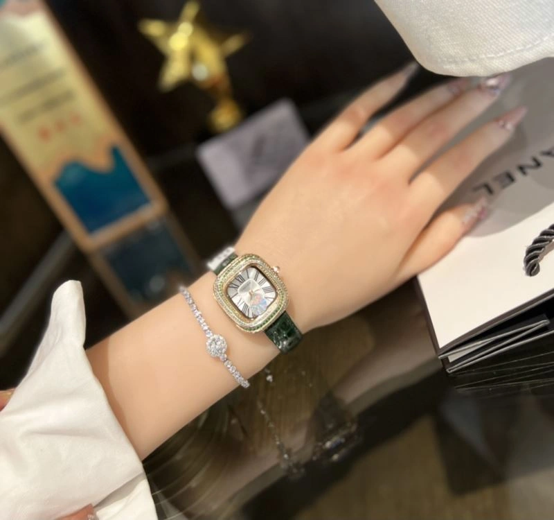 Inexpensive CARTIER Watches