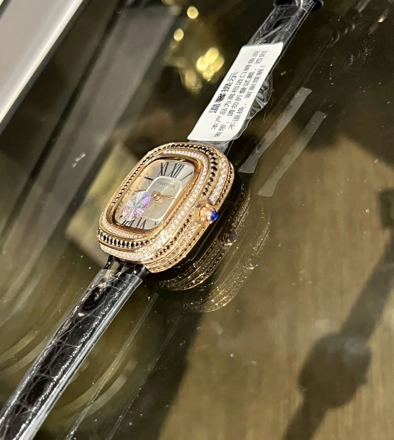 Cut-rate CARTIER Watches