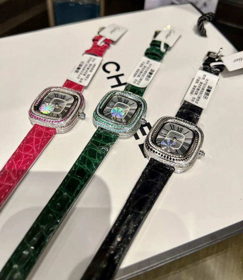 CARTIER Watches