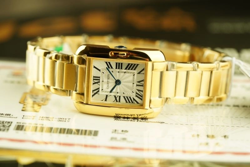 Cut-rate CARTIER Watches