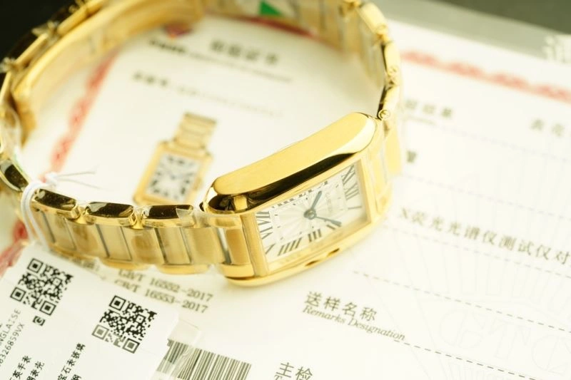 Cut-rate CARTIER Watches