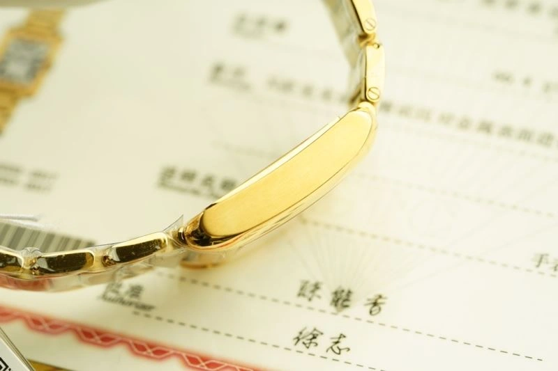 Cut-rate CARTIER Watches