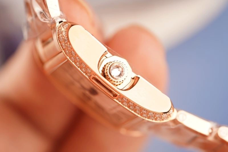 Indistinguishable CARTIER Watches