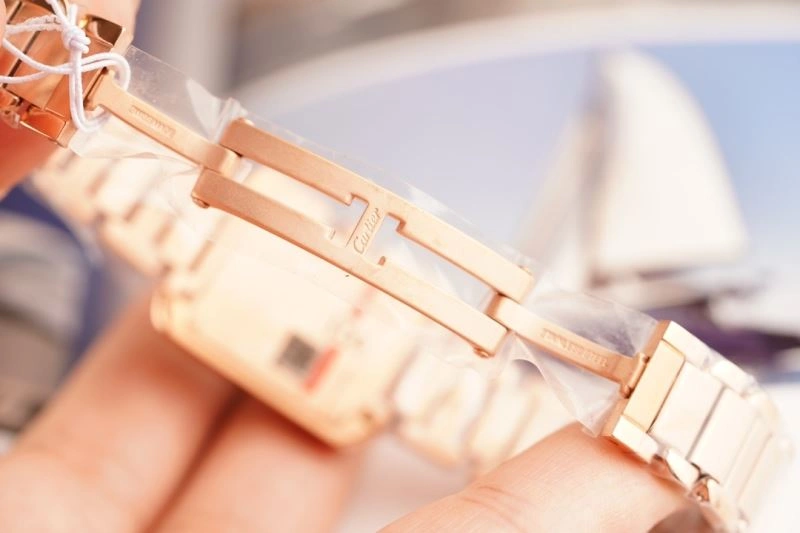 Indistinguishable CARTIER Watches
